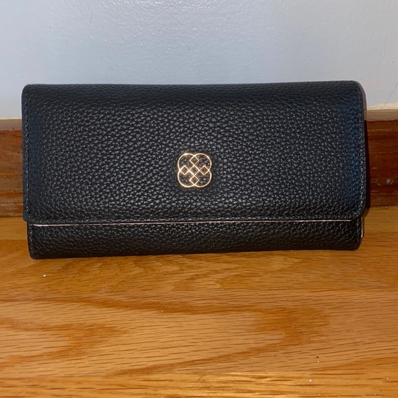 Daisy Fuentes | Bags | Nwt Daisy Fuentes Black Gold Wallet | Poshmark